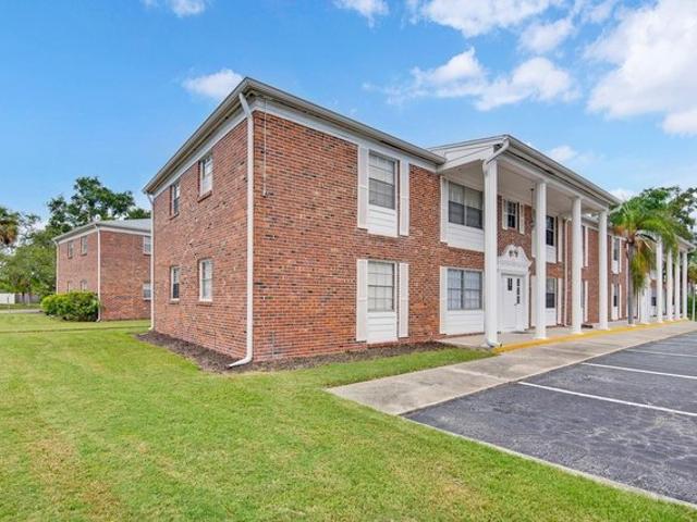 4507 9th St W Apt E3, Bradenton, FL 34207