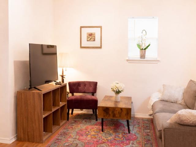 4508 Bennett Ave, Unit B, Austin, TX 78751 | MLS #5429 | Compass