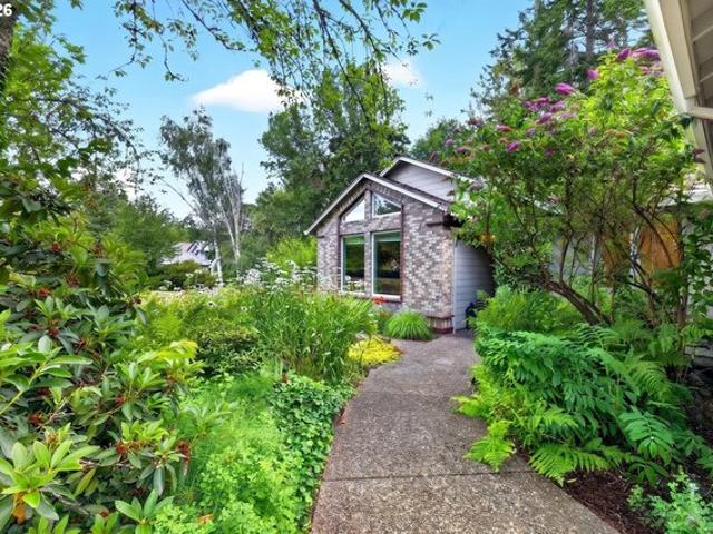 4509 NE Blue Heron Ct, Newberg, OR 97132