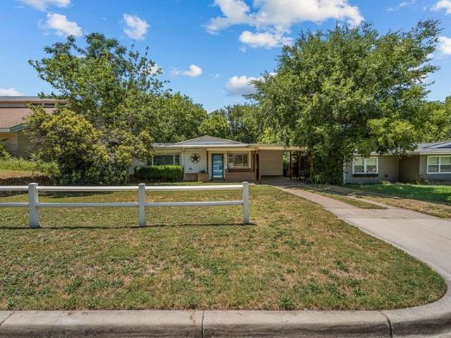 4509 Donnelly Ave, Fort Worth, TX 76107