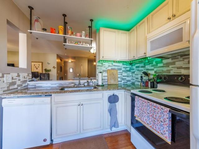 45000 Bayview Dr Apt 2, Novi, MI 48377