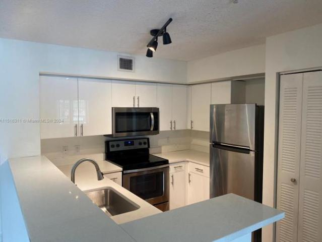 4500 NW 107th Ave #000, Doral, FL 33178