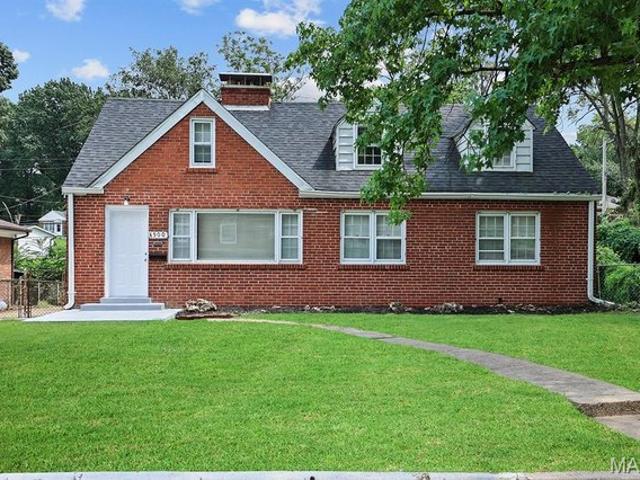 4500 Begg Blvd, Northwoods, MO 63121