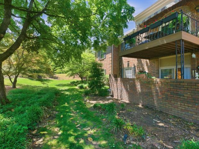 4500 Post Rd # 4