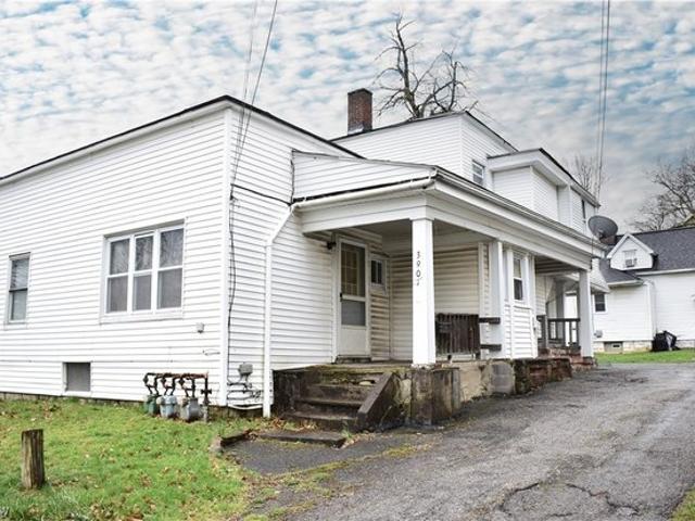 4500 W 39th St, Cleveland, OH 44109