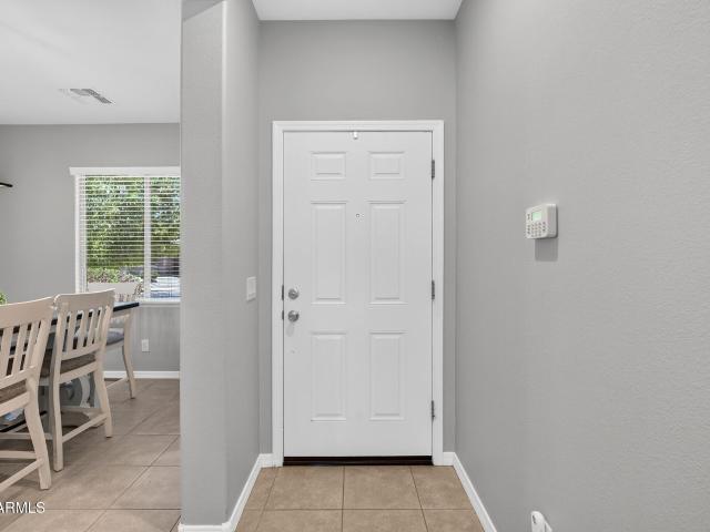 4500 w white canyon road