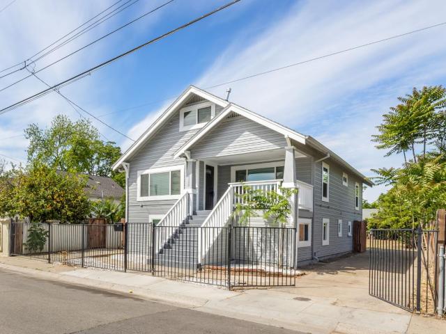4500 48th St, Sacramento, CA 95820 | MLS #226040 | Compass