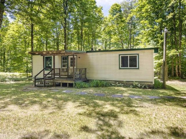 4501 Oslund Rd, Mancelona, MI 49659