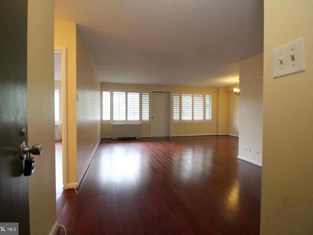 4501 Arlington Boulevard # 202
