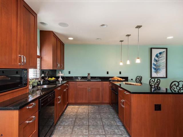 4501 Boardwalk B