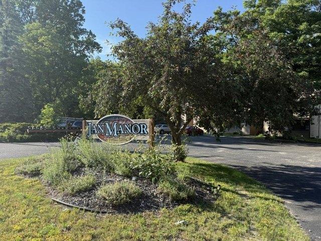 4501 F 41 Apt 17, Oscoda, MI 48750