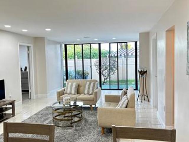 4501 Fountains Dr #106, Lake Worth, FL 33467