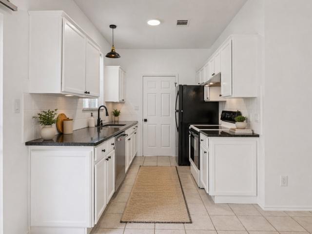 4501 Whispering Valley Dr, Unit 29, Austin, TX 78727 | MLS #4151