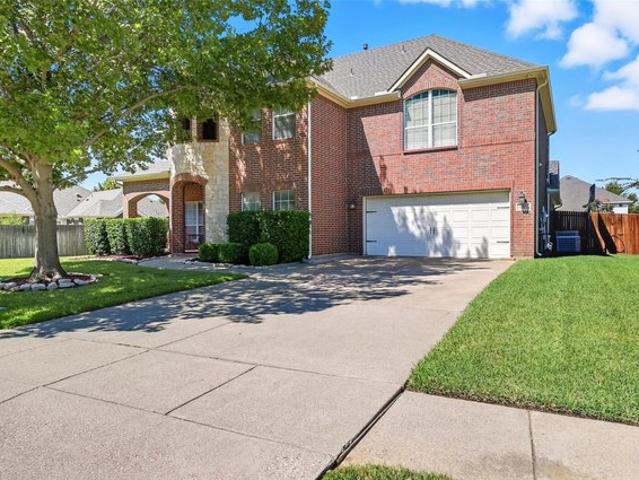 4501 Woodcrest Ln, Mansfield, TX 76063