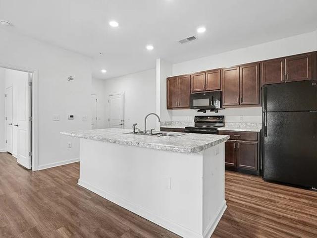 4502 Fennel Rd, Knoxville, TN 37912