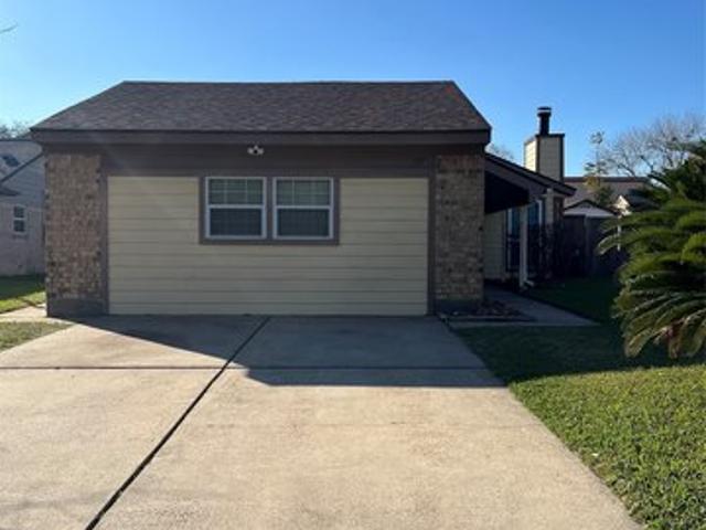 4502 Haiti Ln, Pasadena, TX 77505