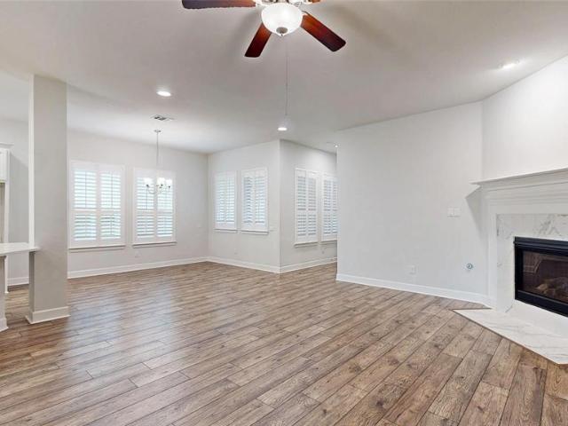 4502 Sapphire Falls Way