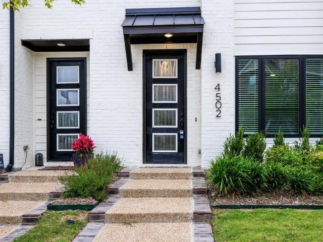 4502 Smokey Quartz Lane
