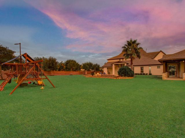 4502 Southampton Ct, Missouri City, TX 77459 | MLS #17773 | Compass