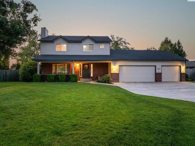 4502 Victoria Ct, West Richland, WA 99353