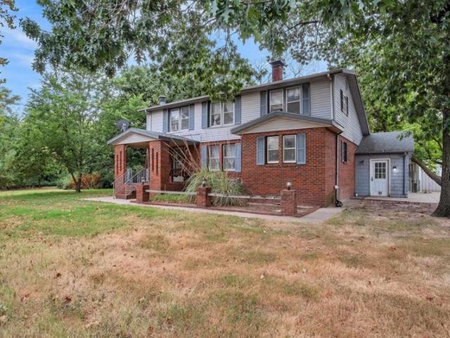 4503 Old K Hwy, Hutchinson, KS 67502