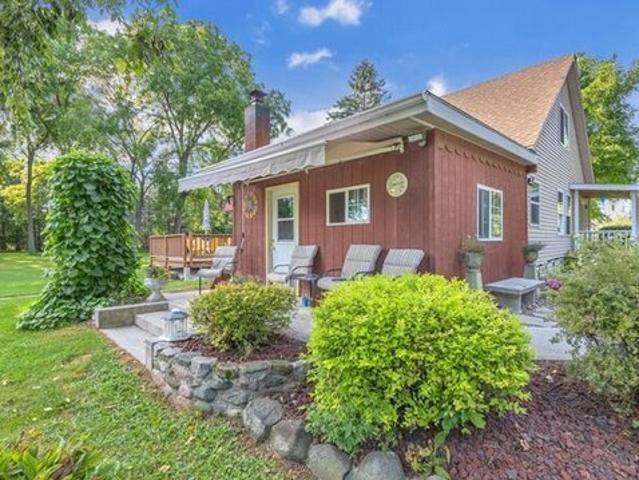 4503 Carstens Lake Rd, Manitowoc, WI 54220