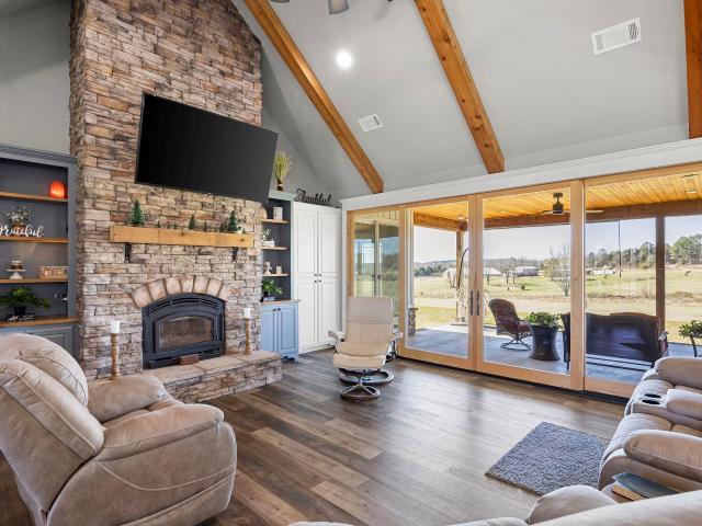 4503 Dogwood Lane