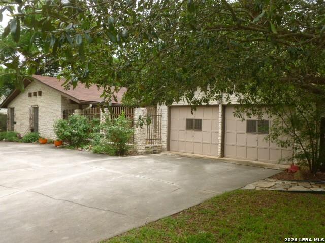4503 Pecan Grove
