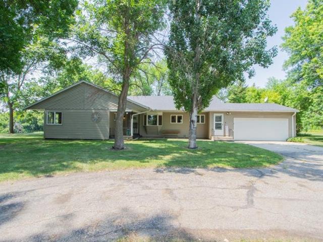 4503 S River Haven Rd, Moorhead, MN 56560