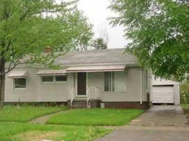 $450 / 3br 3 bed 1 bath on Miami Flint