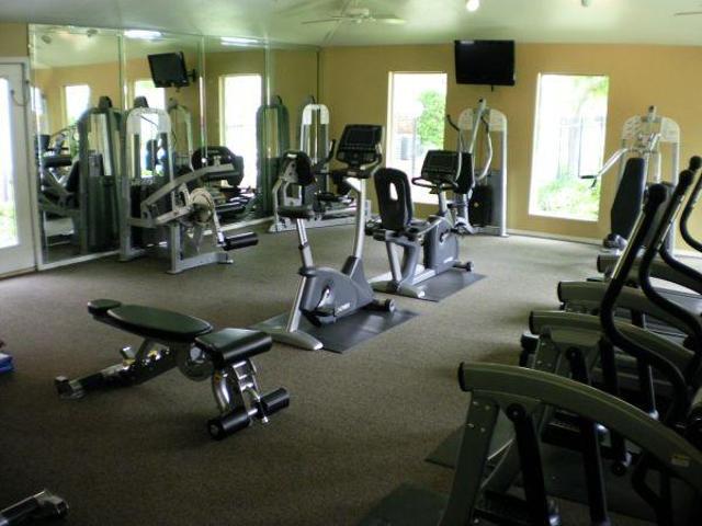 $450 / 1br Looking for a room? I Have one immediately available 69th street