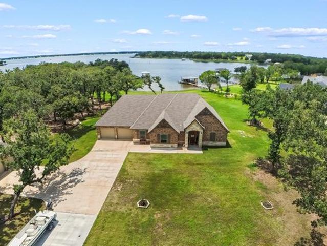 450 County Road 3674, Marquez, TX 77865