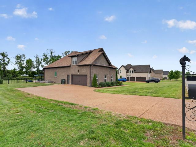 450 Cobblestone Way