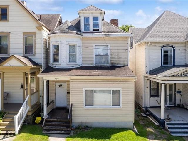 450 Center Ave, Verona, PA 15147