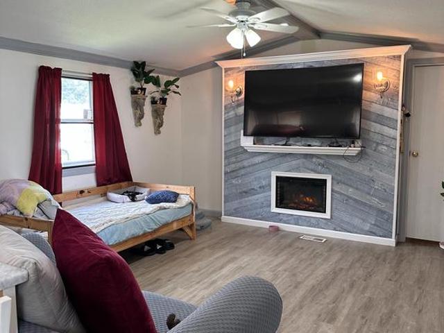 450 Clarks Pond Road # 111 LEXINGTON DR
