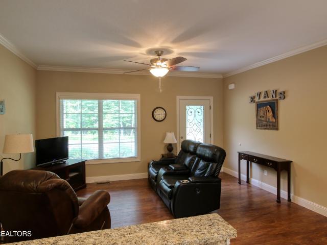 450 Beachwood Drive