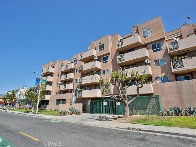 450 E 4th St, Unit 423, Santa Ana, CA 92701 | MLS #PW26055 | Compass