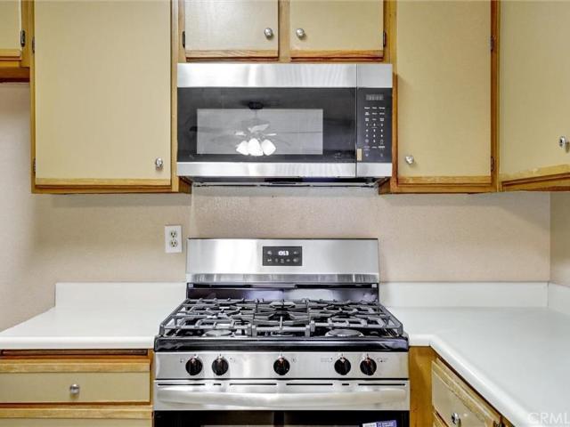 450 E 4th Street 334