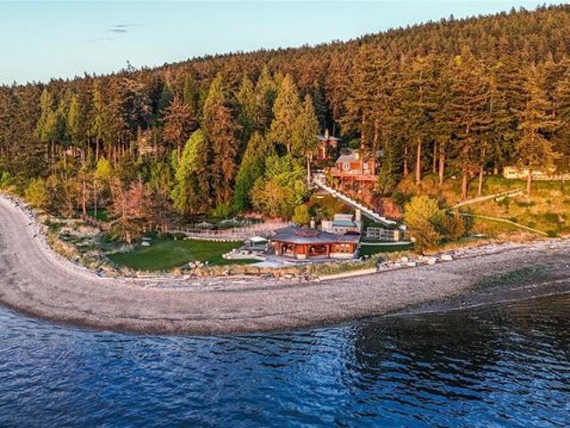 450 Eagle Bay Rd, Blakely Island, WA 98222