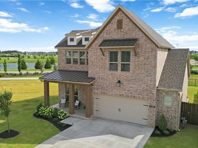 450 Fox Trail