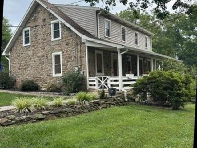 450 Kohler School Rd, New Oxford, PA 17350
