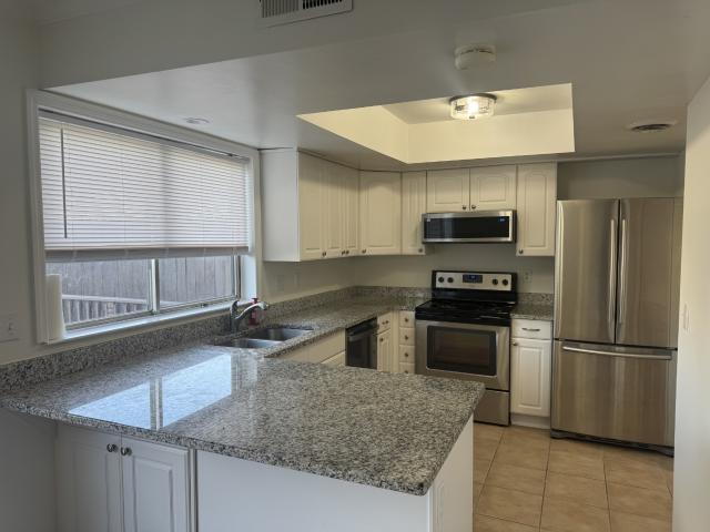 450 Huntington Ridge Dr