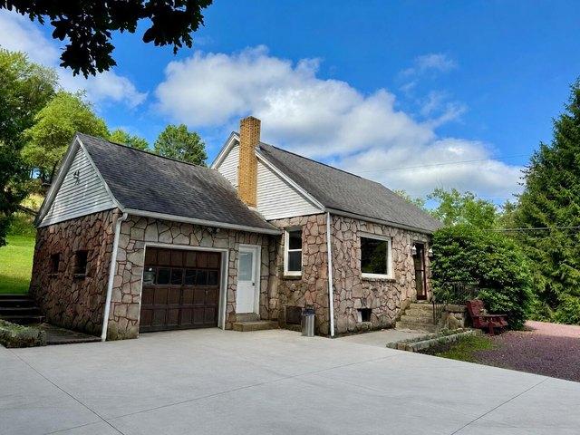 450 Indiana St, Punxsutawney, PA 15767