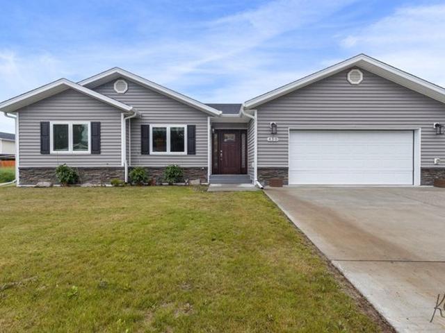 450 Jeanne Dr, Fairbanks, AK 99701
