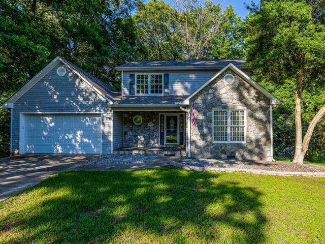 450 Jennifer Lee Ct, Woodruff, SC 29388
