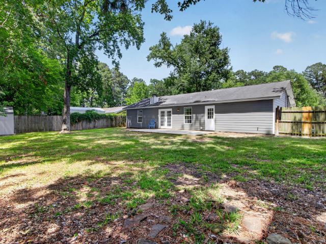 450 Longleaf Drive