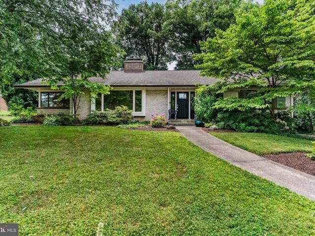 450 N 25th St, Camp Hill, PA 17011