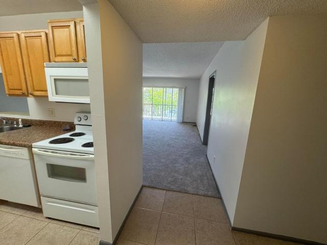 450 NW 20th Street, Boca Raton, US, FL