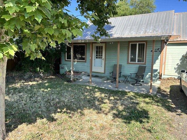 450 S 9th St, Montague, CA 96064