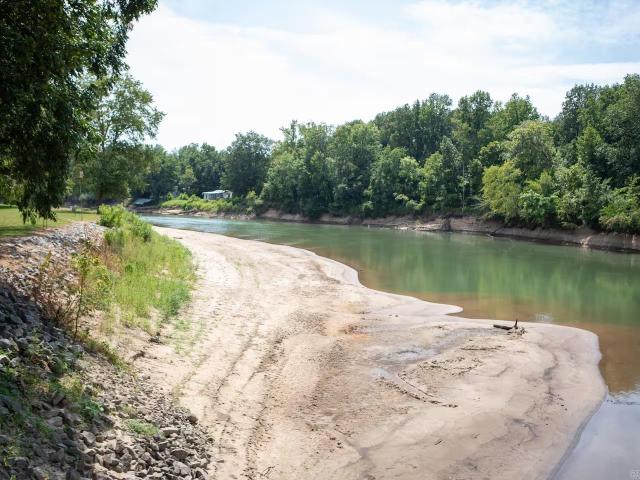 450 Sandy Trail